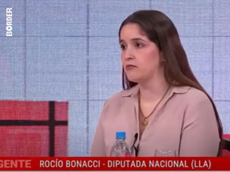 Rocío Bonacci contó que los diputados libertarios "se sacaron fotos ...